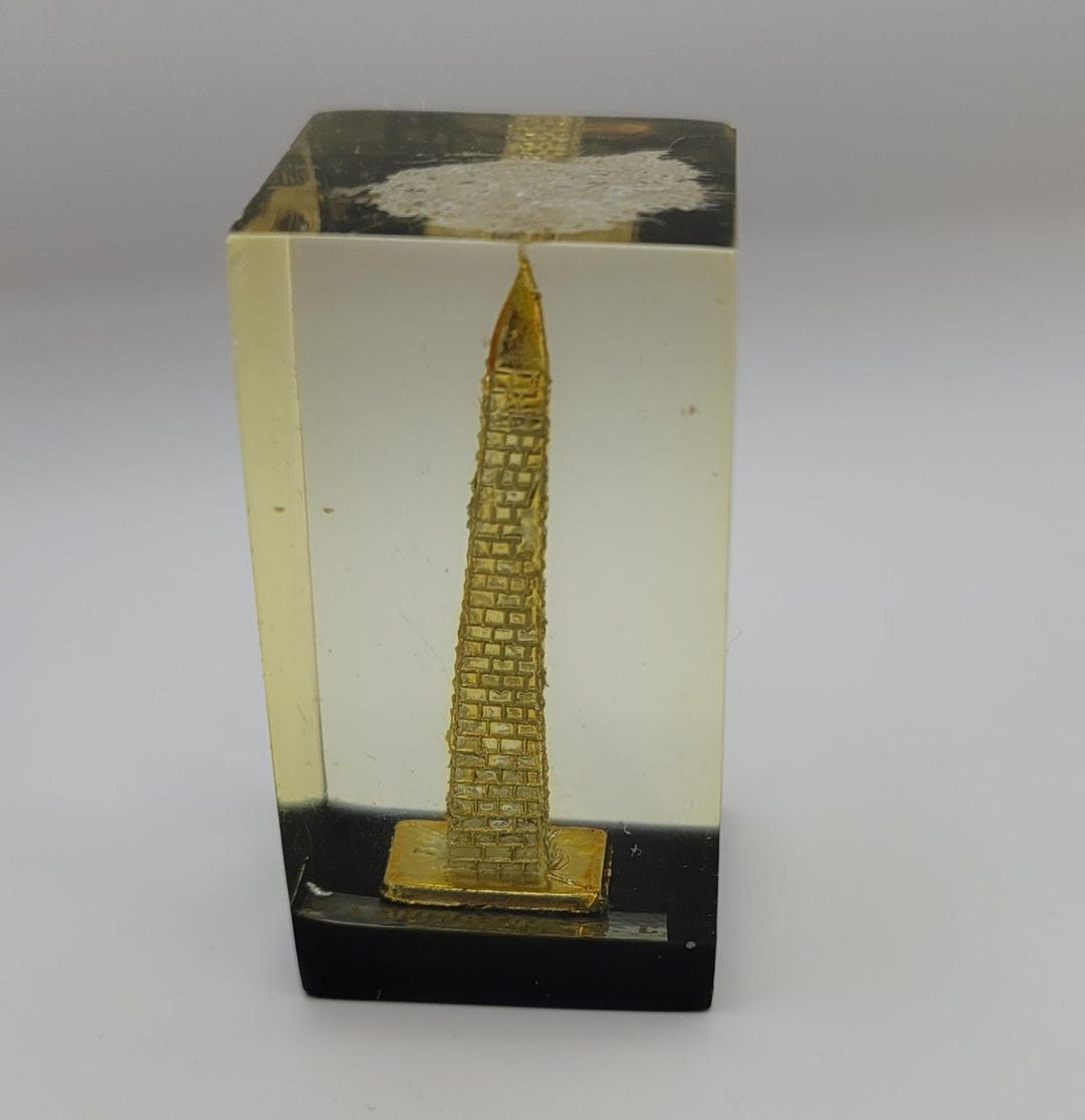 Vintage Capsco Resin Mini Paperweight Washington Monument Souvenir ...