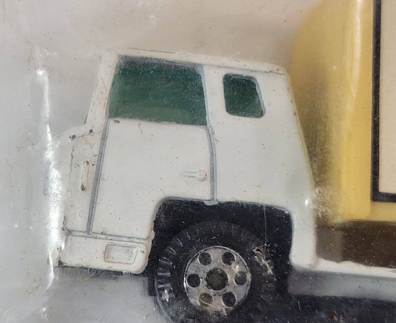 Vintage Yatming Chuck E. Cheese's Tractor Trailer Plastic - Etsy New ...