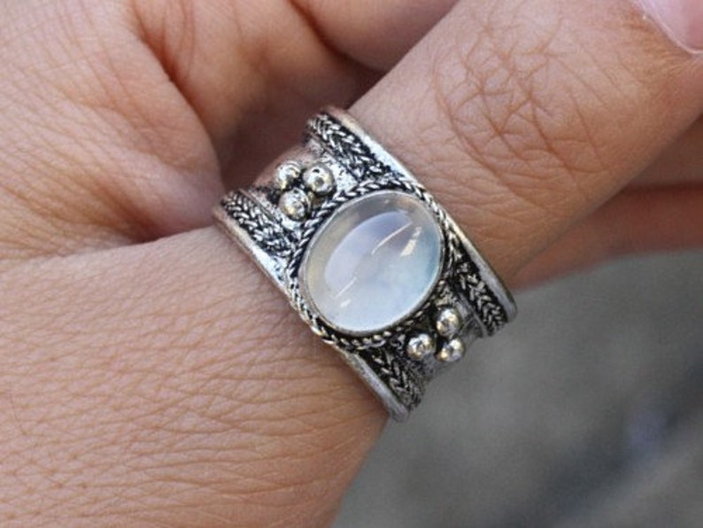 Delicate Adjustable Natural Oval Round Big Rainbow Moonstone - Etsy