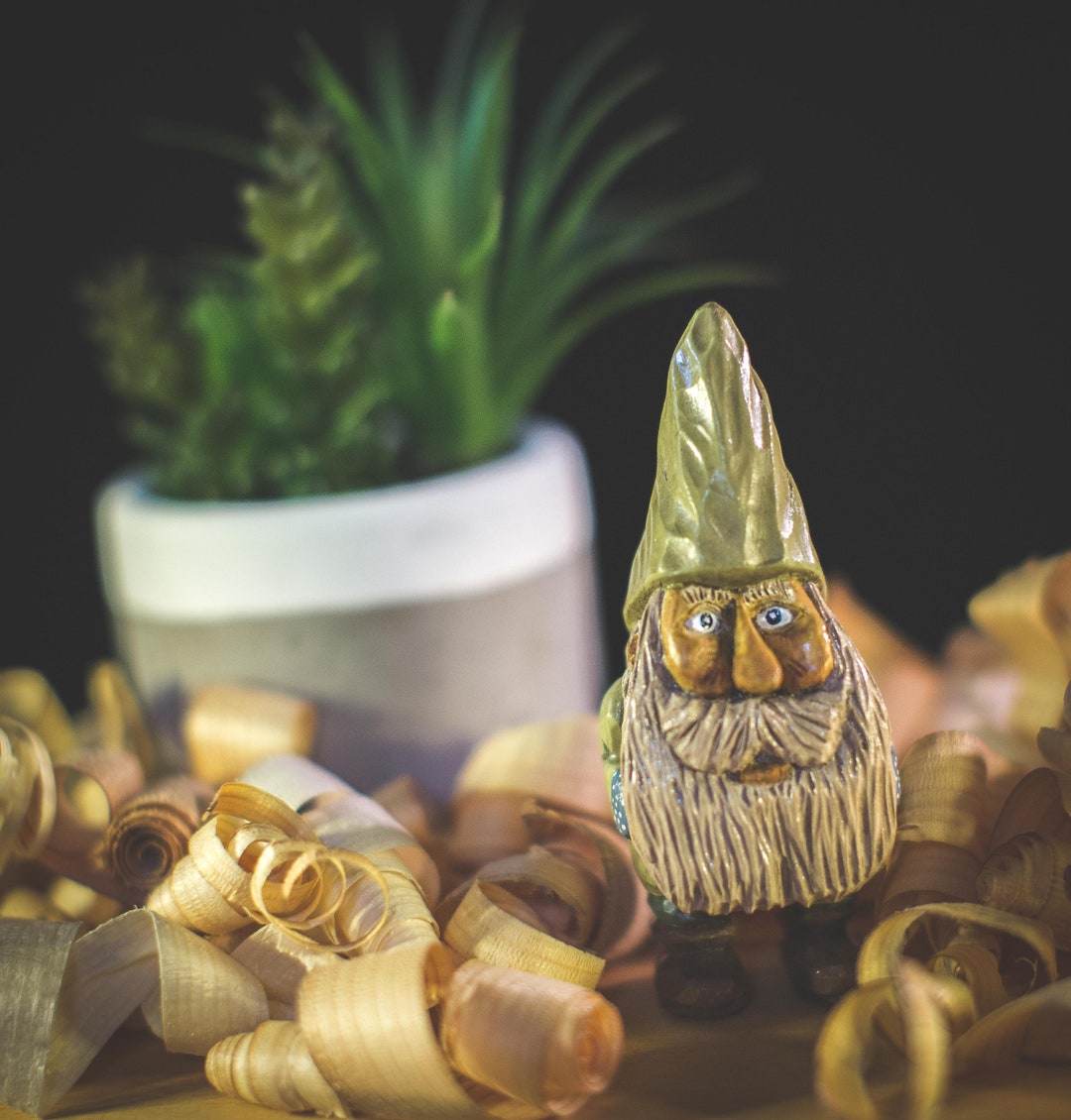 Nain De Jardin En Bois a Poser, Sculpté à La Main. - Etsy