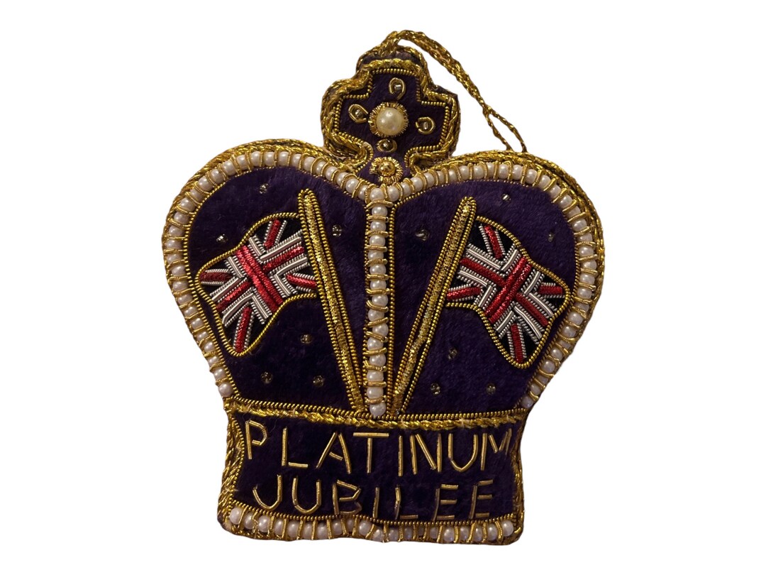 Queen Elizabeth II Royal Collection Trust Platinum Jubilee Material ...