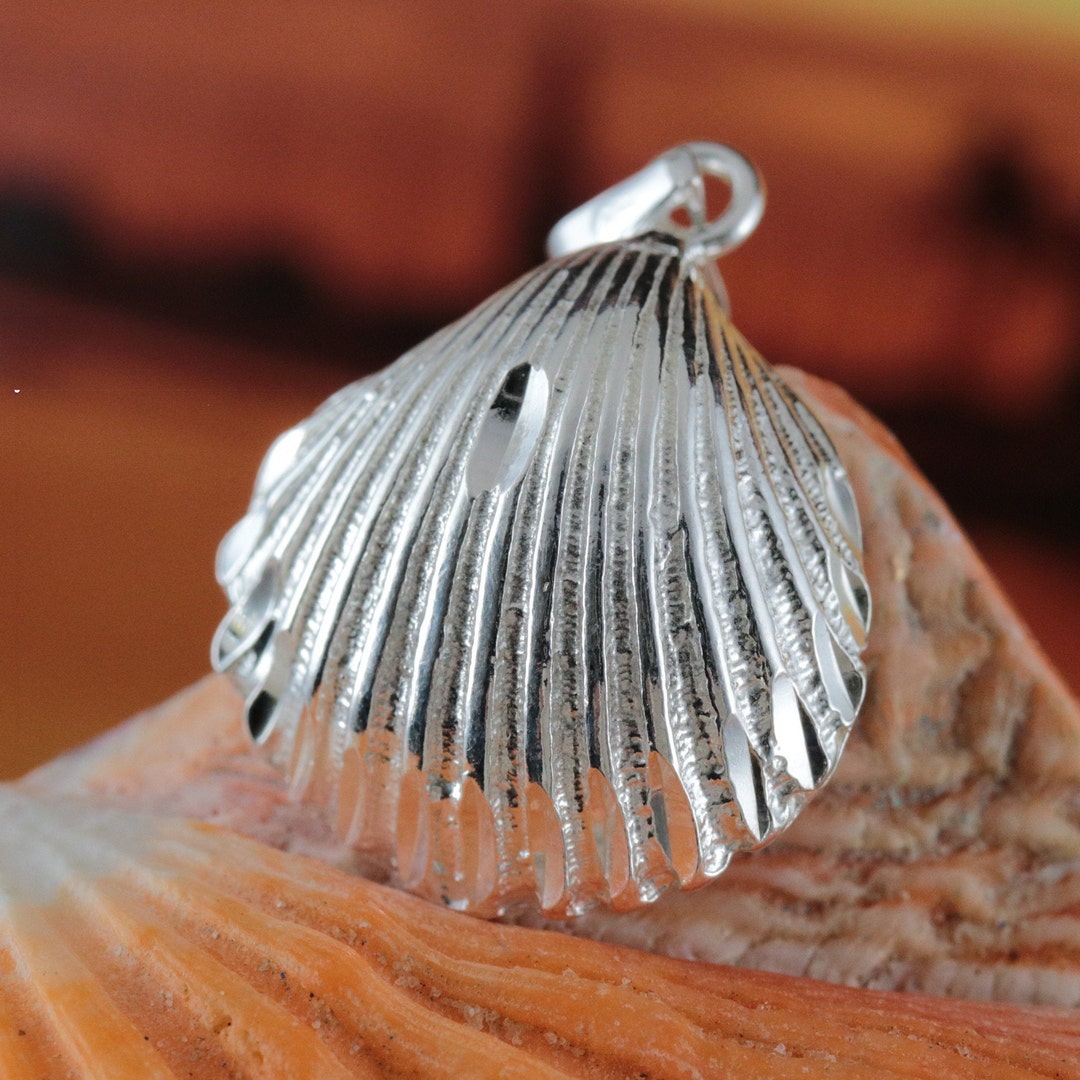 Silver Clam Shell Pendant, 7/8" + 3 19" Bail Diamond Cut, .925 Sterling ...