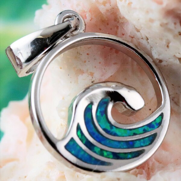 Wave Pendant - Etsy