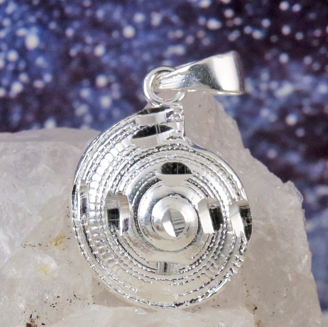 Sterling Silver Sundial Seashell Pendant: Diamond Cut Necklace 13/16 ...
