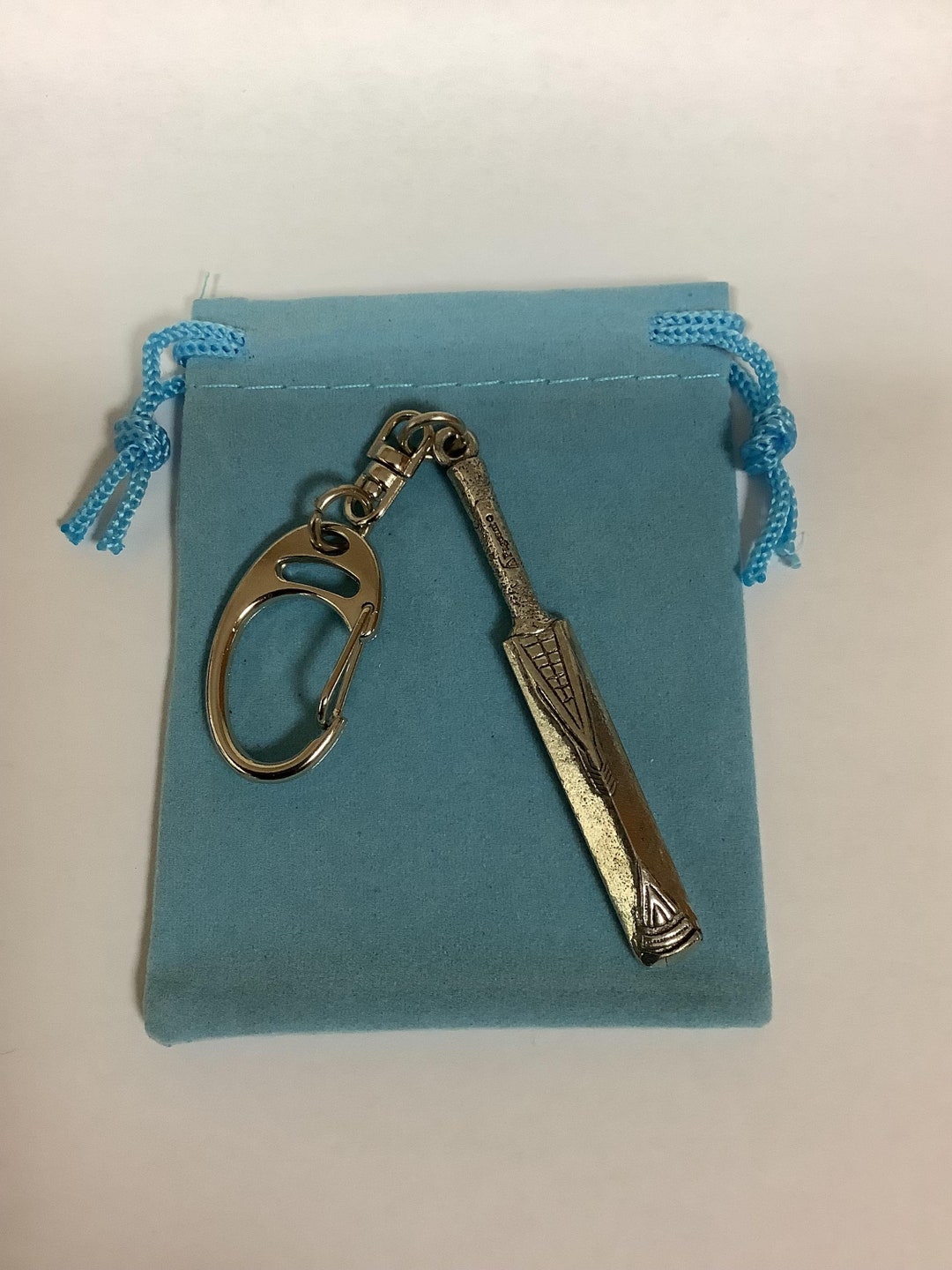Cricket Bat 3D Quality Silver Pewter Chunky Keyring (P) - Etsy