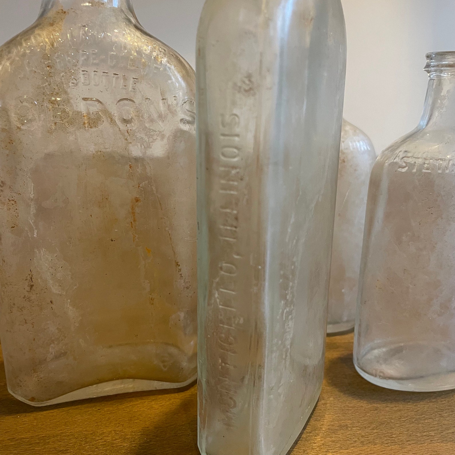 Set of 4 Vintage Glass Medicine Apothecary Bottles | Dug Bottle - Etsy