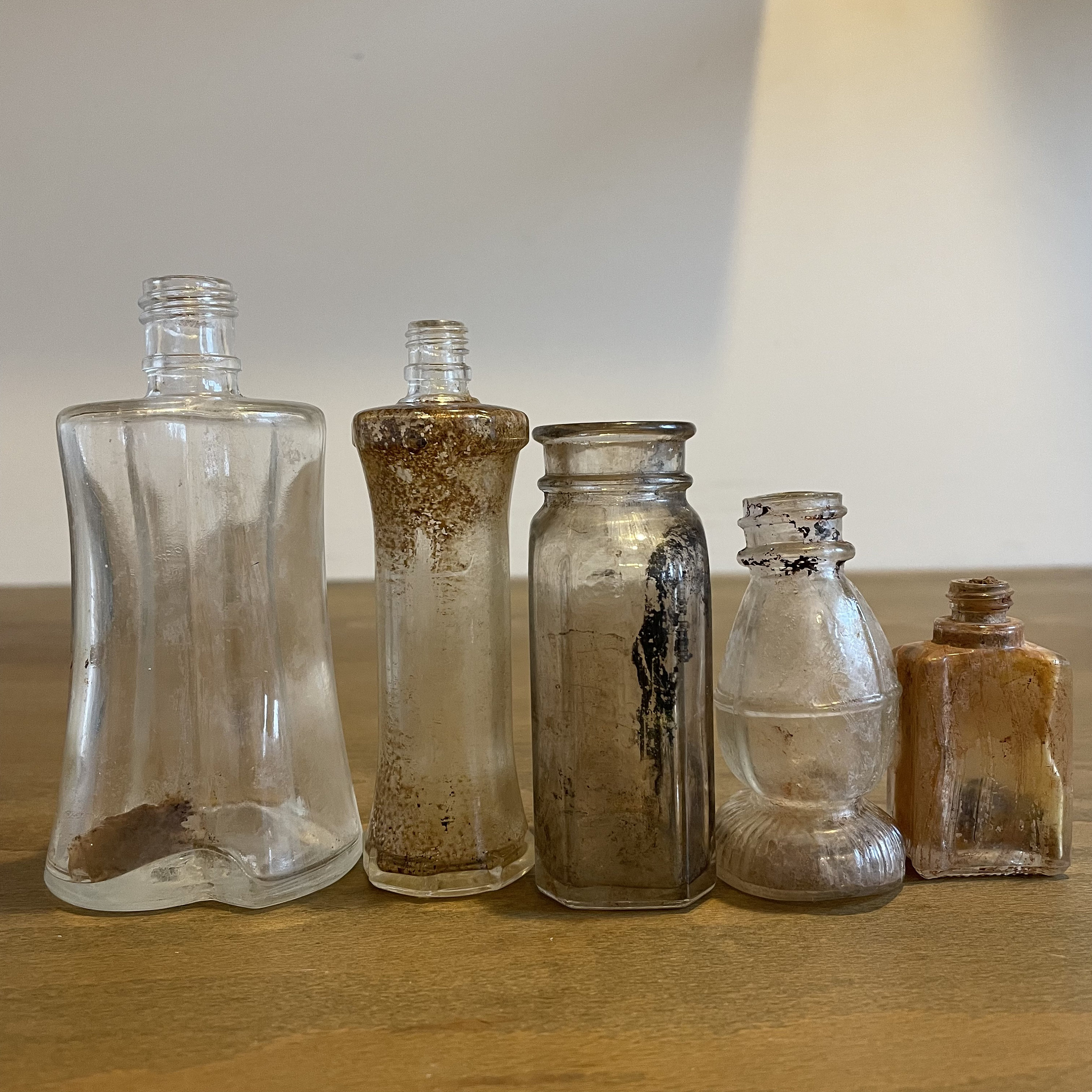 Set of 5 Vintage Clear Glass Dug Bottles Medicine Apothecary Perfume ...
