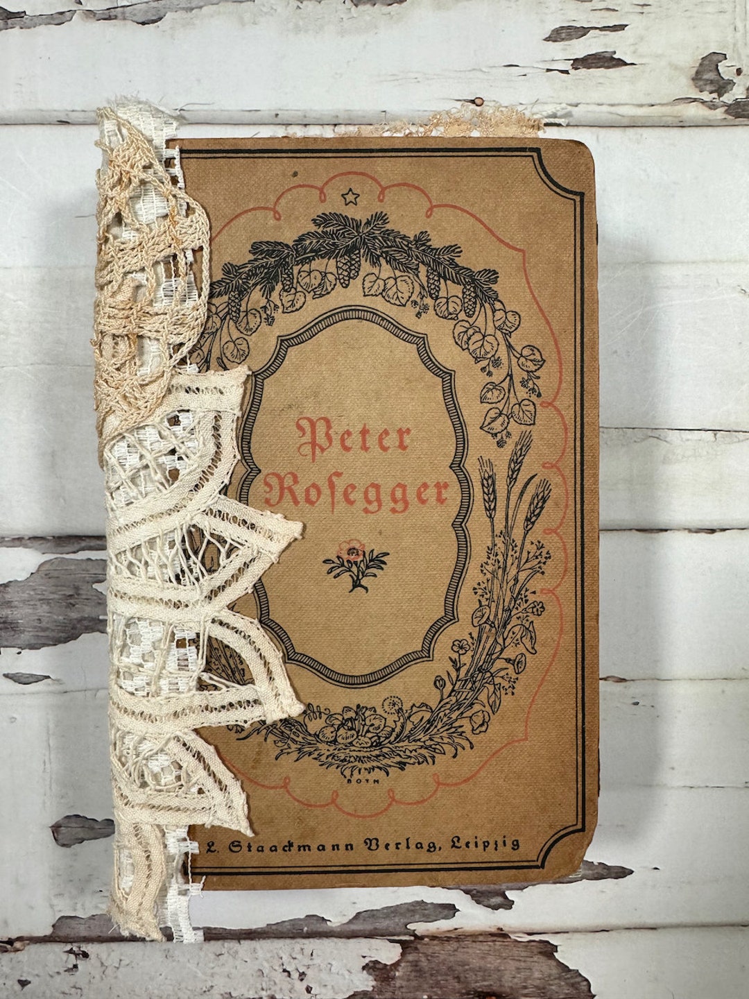 Medieval Flowers and Fauna Junk Journal – 5 Signatures, Handmade With ...