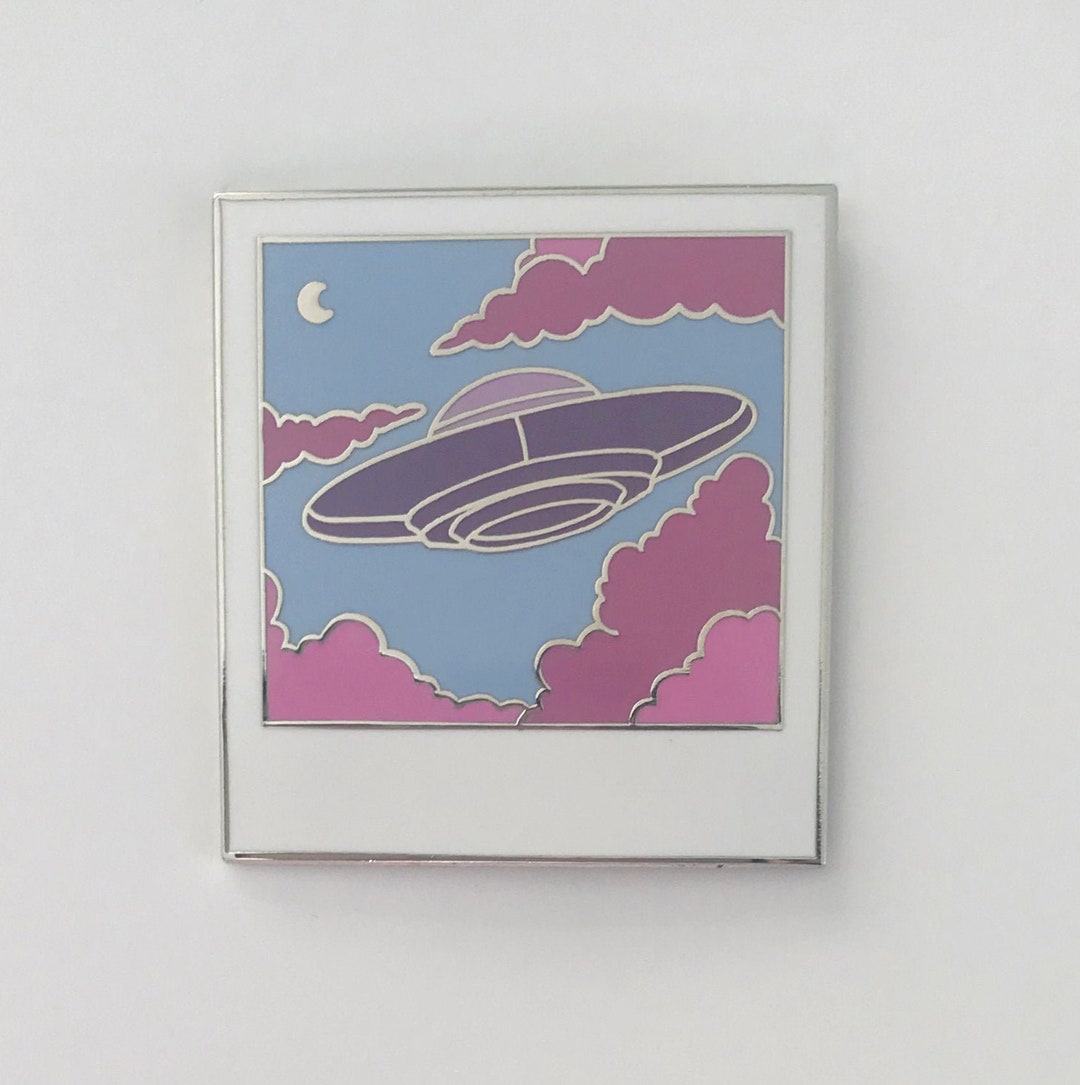 Ufo Polaroid Enamel Pin - Etsy