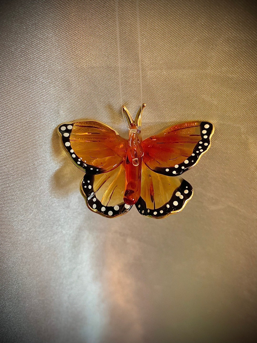 Tiny Hanging Monarch Butterfly - Etsy