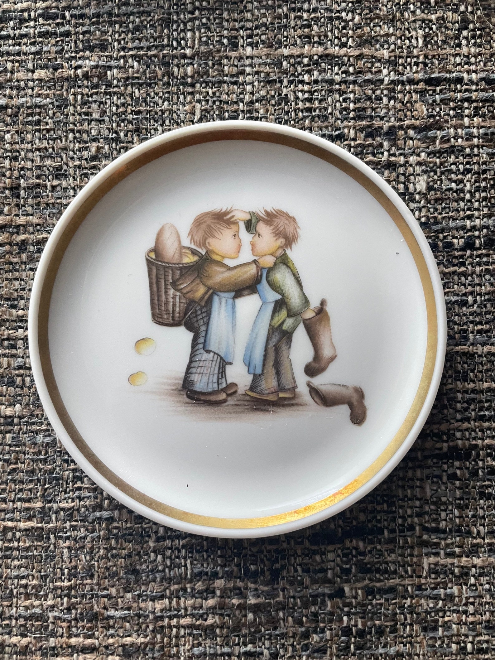 Berta Hummel Museum Miniature Plates, by New England, Six - Etsy