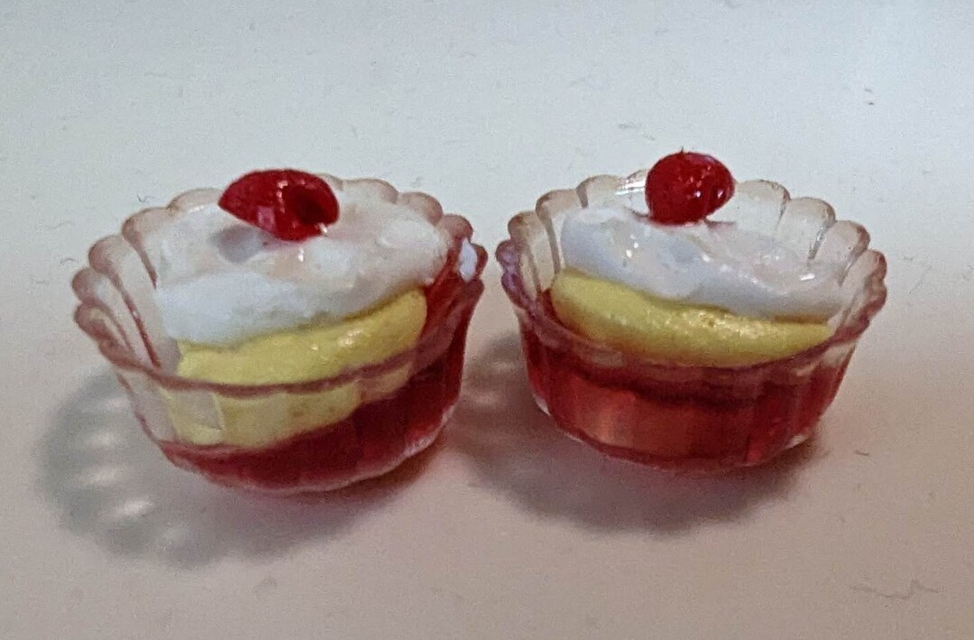 Miniature 1:6 Scale Individual Trifle Portion in Bowl. for Dolls and ...