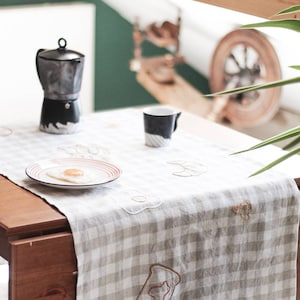 Linen Table Runner ITALIAN BREAKFAST, Mid Century Modern Table Runner ...