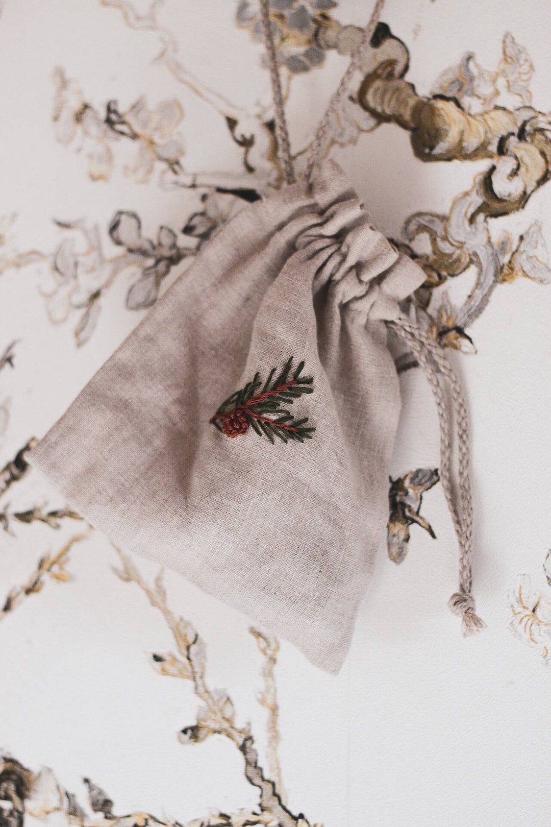 Christmas Drawstring Linen Bags With Hand Embroidery/ Embroidered Linen ...