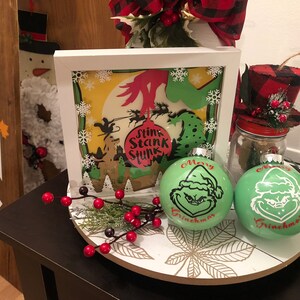 Grinch Shadow Box - Etsy