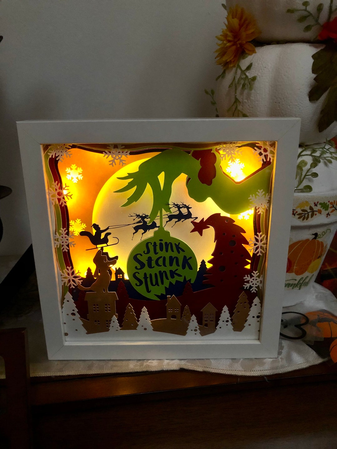 Grinch Shadow Box - Etsy