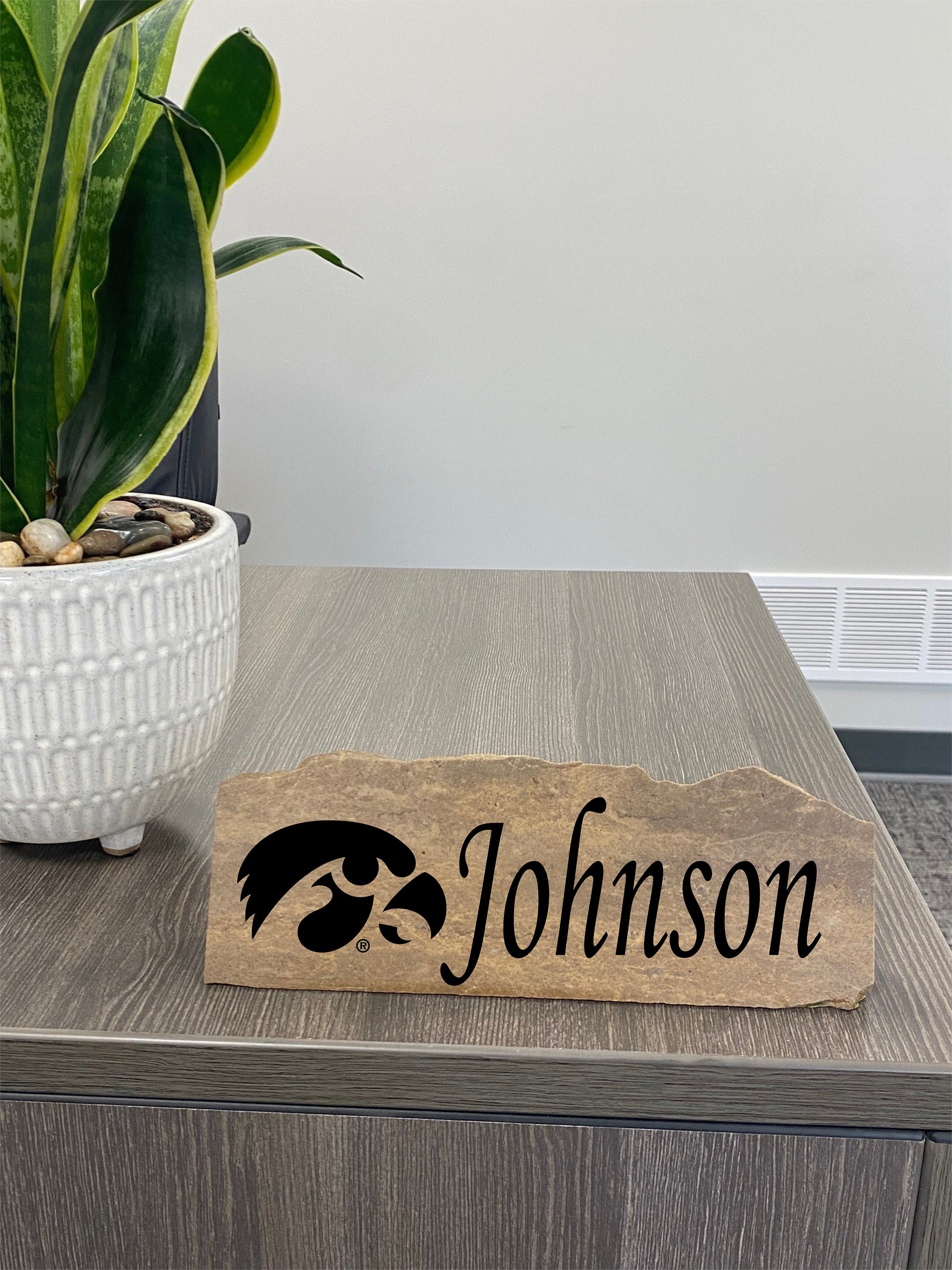 University of Iowa Hawkeyes Desk Nameplate Personalized, Gift for ...