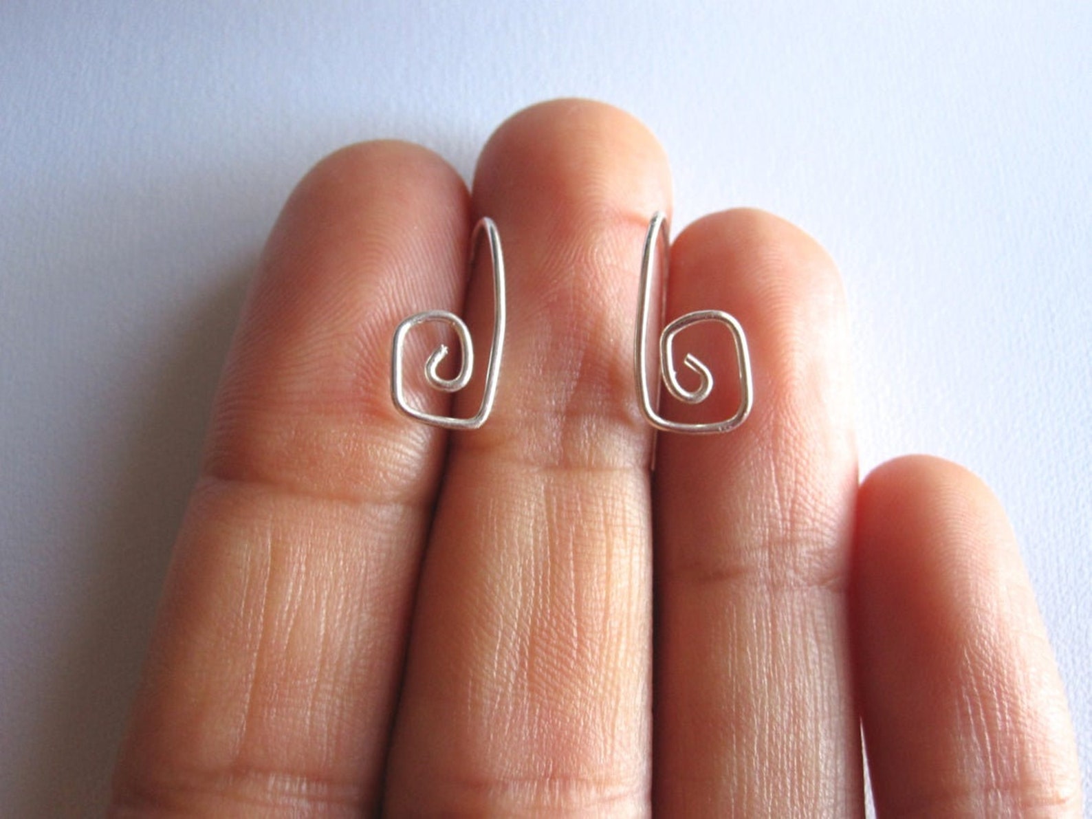 A Pair of Small PAPER CLIP Paperclip Sterling Silver or Yellow or Rose ...