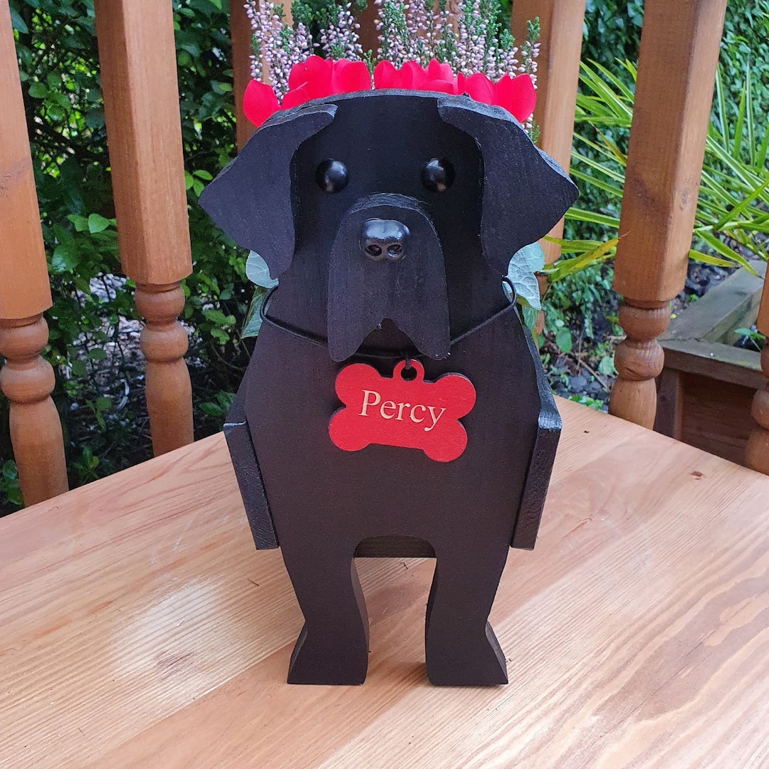Black Labrador Dog Planter – Outdoor Garden Decor - Etsy
