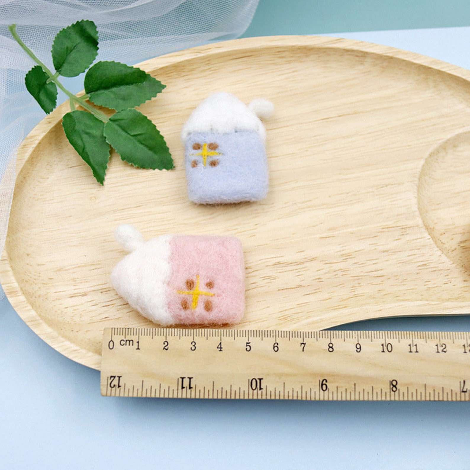 Needle Felted Wool House, Miniature Felt Ornament, Craft Accessory ...