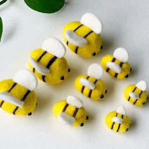 Felt Bee 10 Pcs, Bee Decor, Needle Felt Bees, Felted Bees, Honey Bee ...
