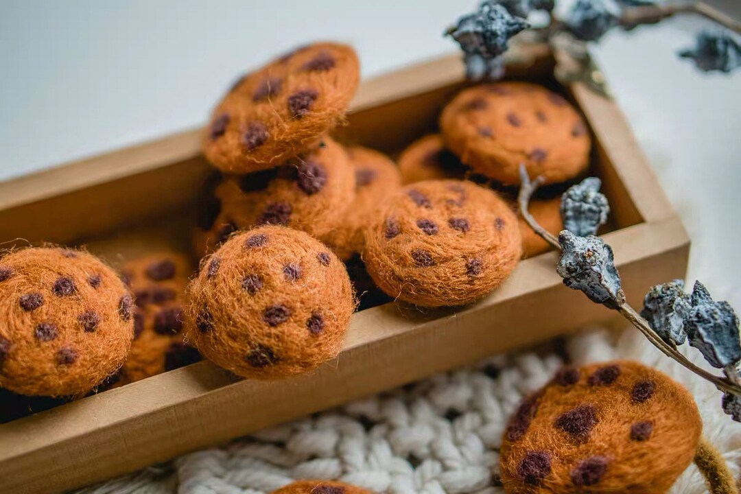 Felted Cookies, 2 Sizes, Needle Felted Biscuits, Felted Food, Felting ...