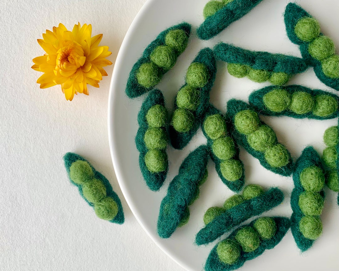 Needle Felted Peas, Felt Beans, Green Felt Peas, Felted Peas in a Pod ...