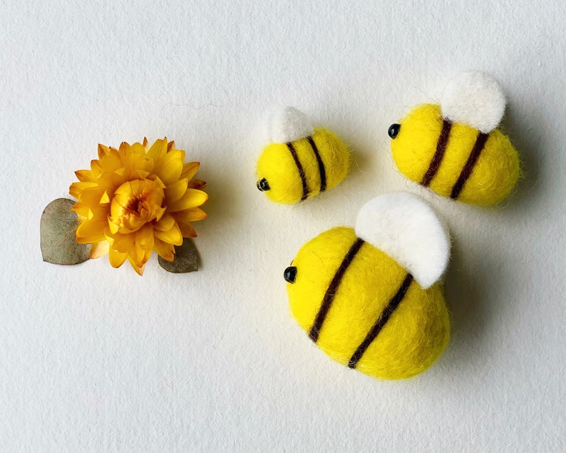 Felt Bee 10 Pcs, Bee Decor, Needle Felt Bees, Felted Bees, Honey Bee ...
