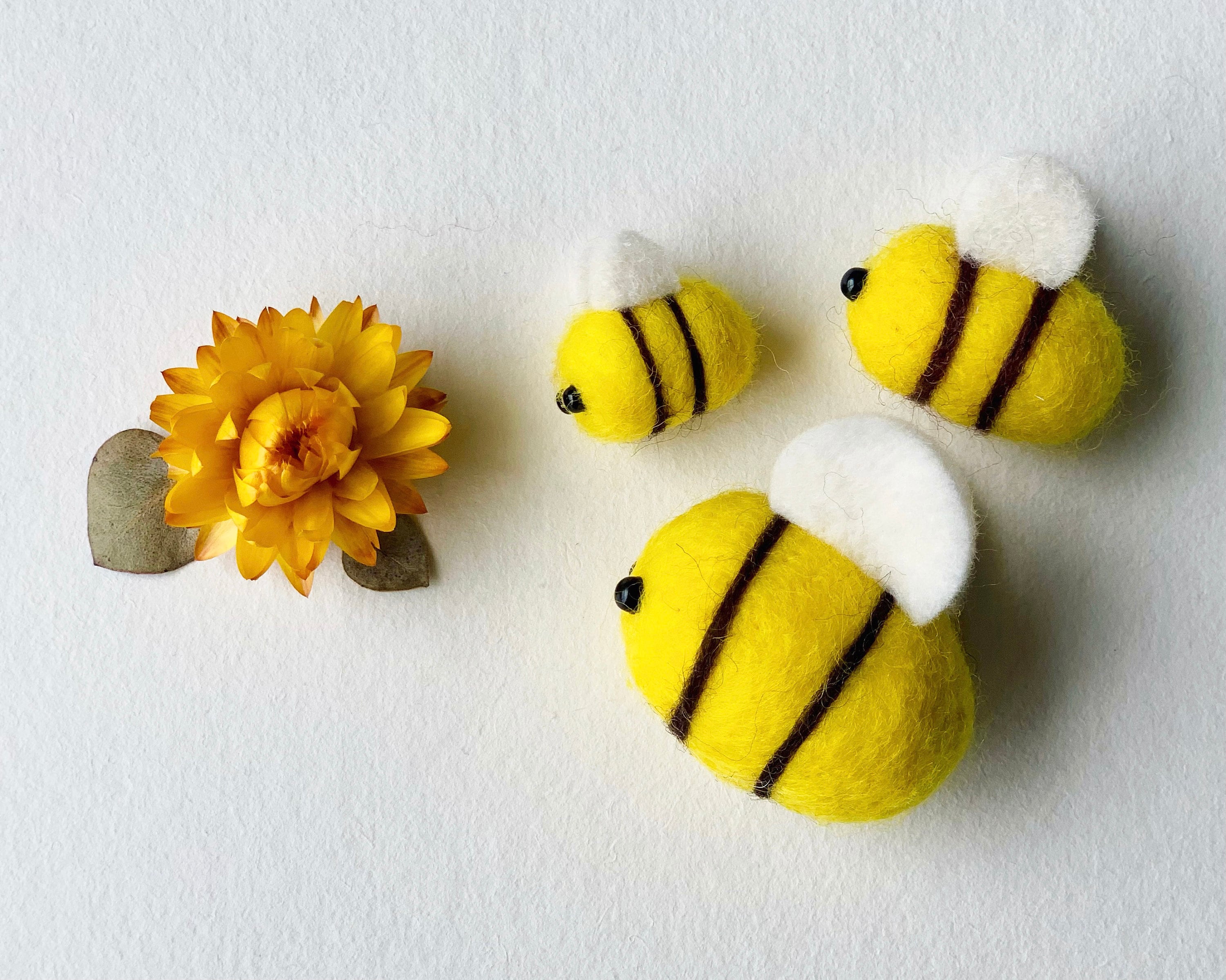 Felt Bee 10 Pcs, Bee Decor, Needle Felt Bees, Felted Bees, Honey Bee ...