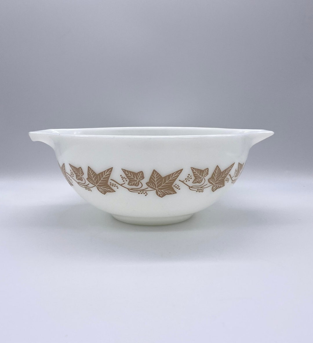 Sandalwood Pyrex Cinderella Bowl - Etsy