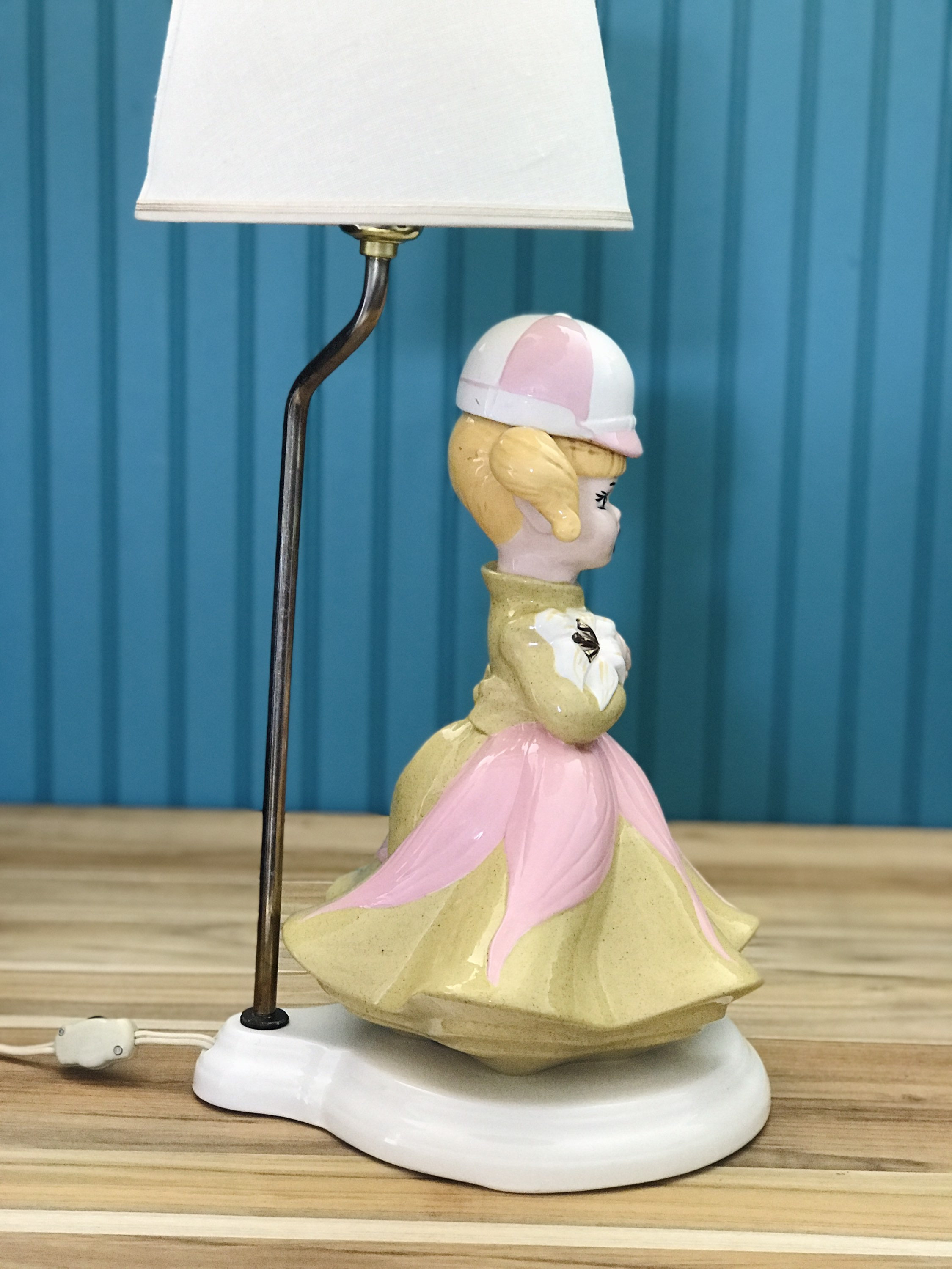 Vintage Midcentury Ceramic Dutch Girl Lamp - Etsy