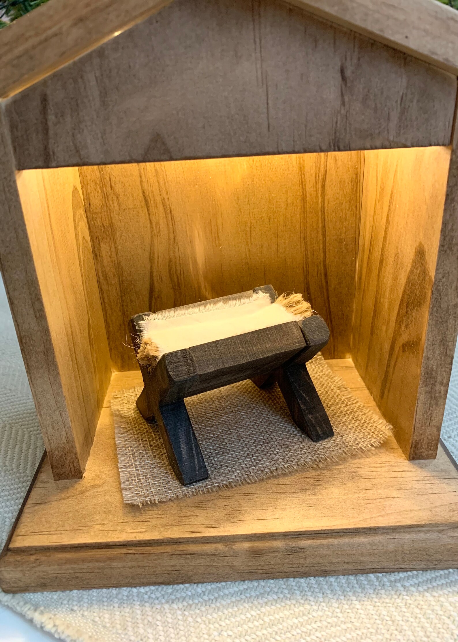 Wood Nativity Stable With Light and Manger/ 3 Piece Set / Simple but ...