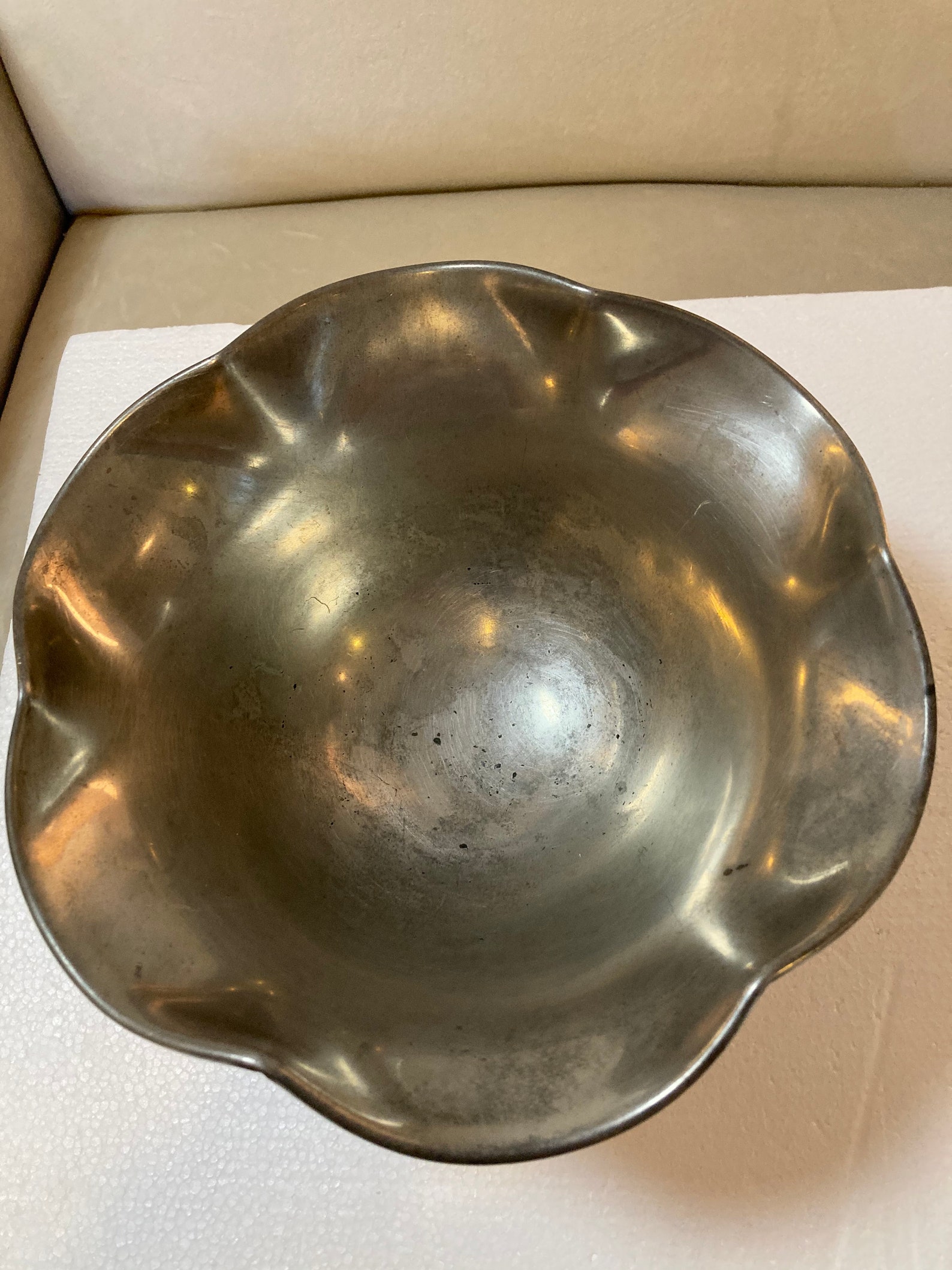 Vintage Pilgrim Solid Pewter Pedestal Serving Bowl – 984 - 6 Scallop ...
