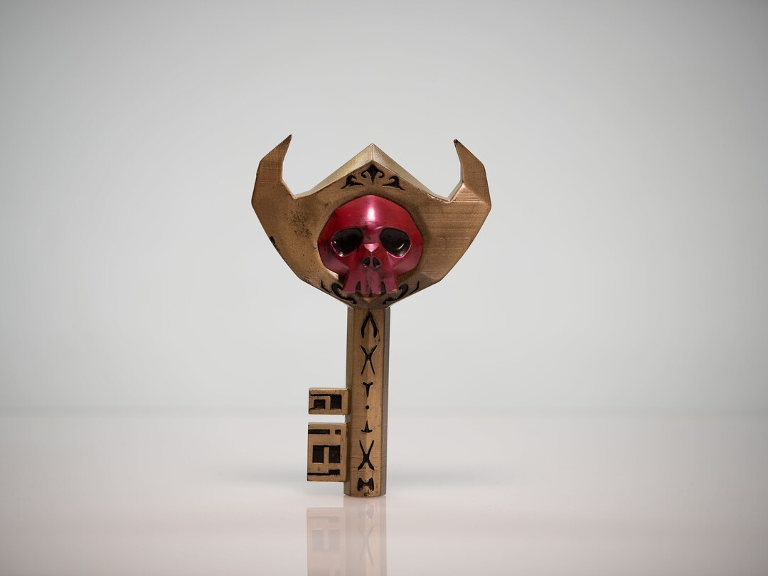 Boss Key Cosplay Prop Display - Etsy