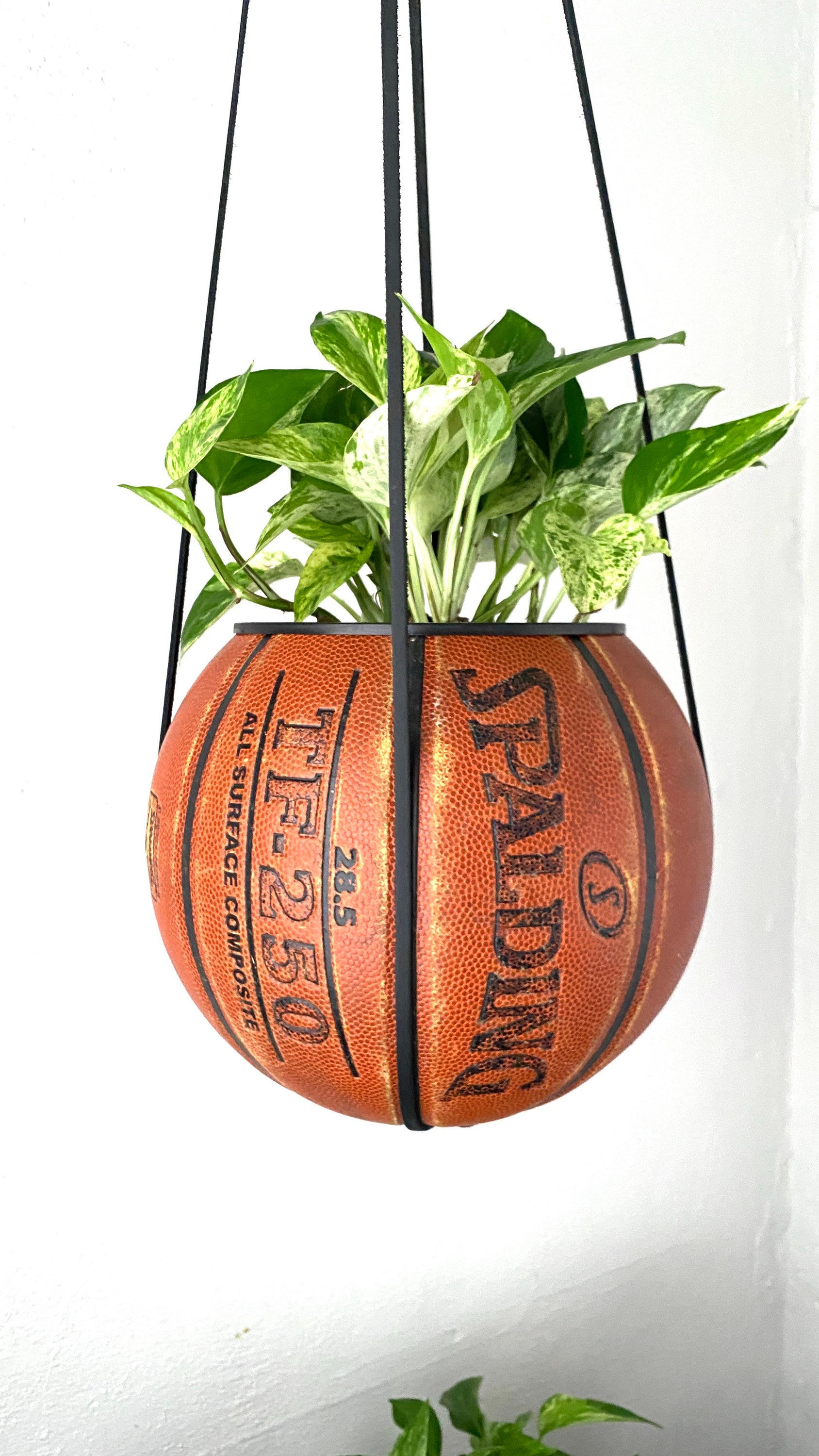 Spalding TF-250 Basketball Planter
