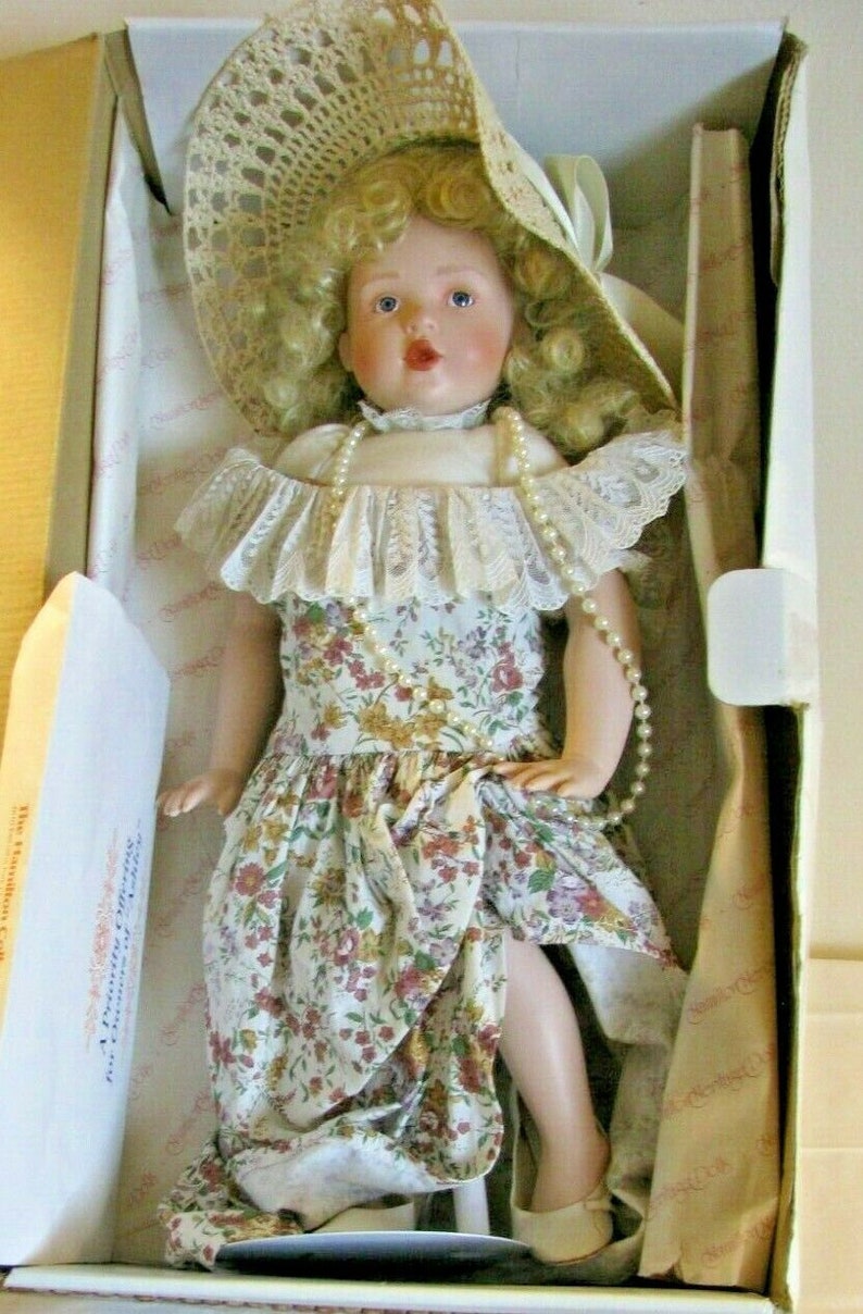 The Hamilton Collection Ashley Playing Dress up Heritage Doll 1991 W ...