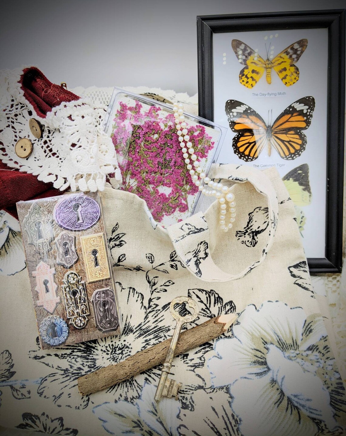 Cottagecore Mystery Box - Etsy Canada