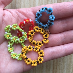 Daisy Flower Beaded Rings, Flower Beaded Rings, Flower Ring, Beaded ...