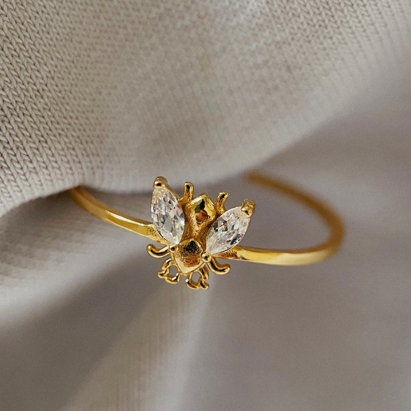 Bumble Bee Ring - Etsy