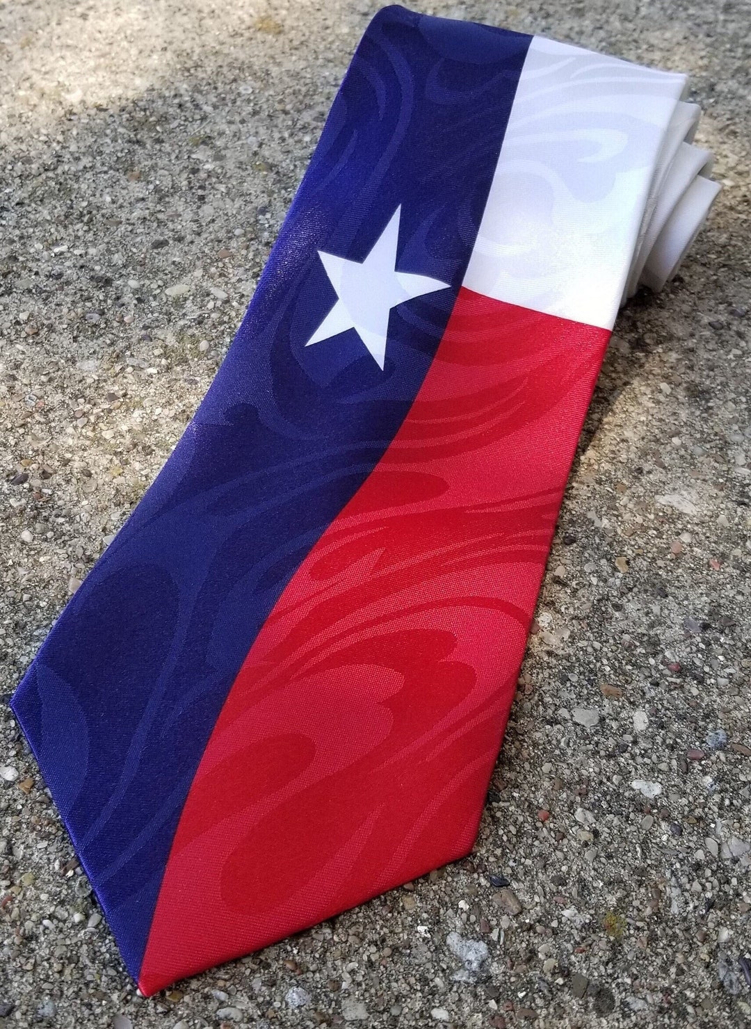 Lone Star Texas Necktie - Wavy Texas Flag Patriotic Tie, Red White and ...