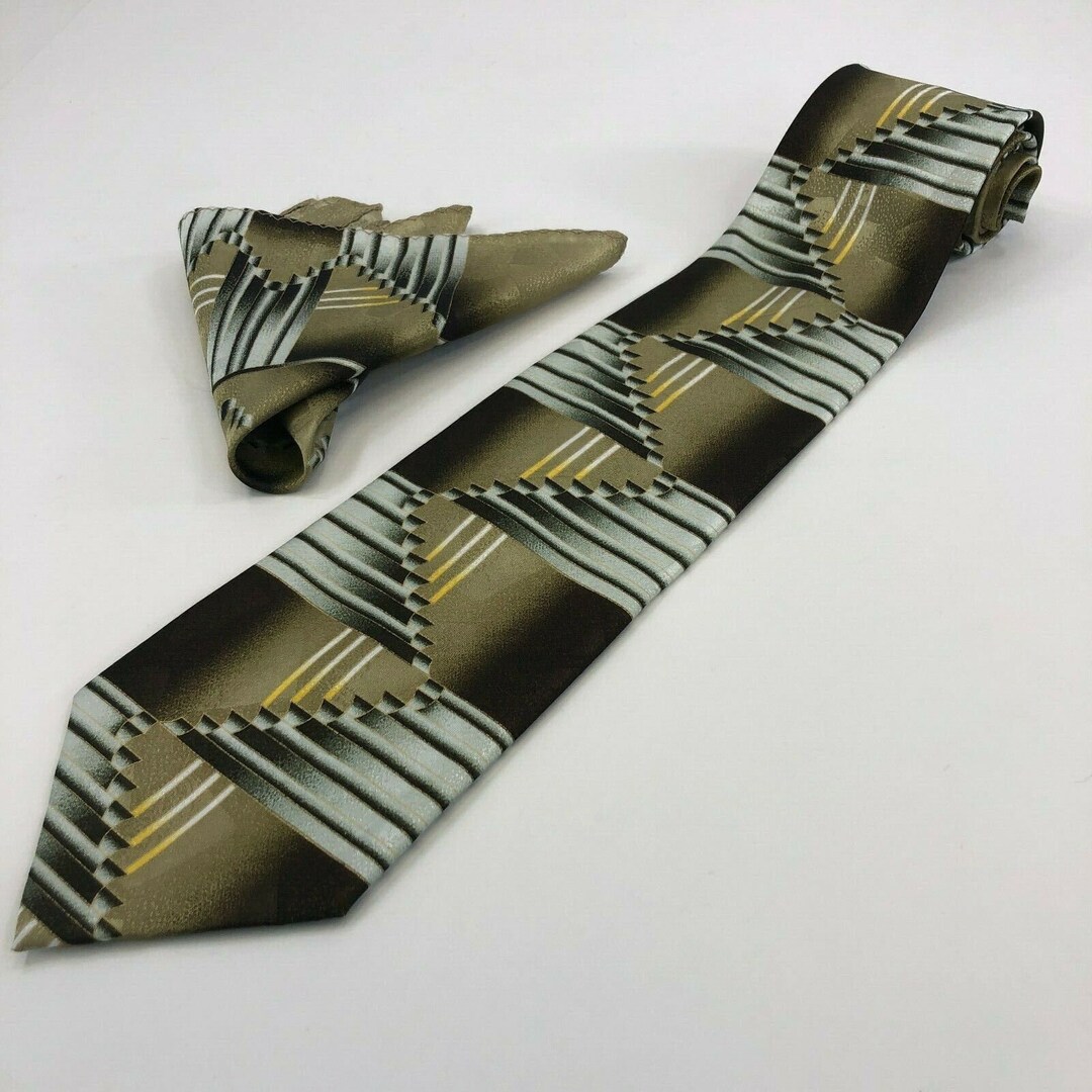Noble Angles Necktie With Pocket Square - Vintage Tie and Hanky Set - Etsy