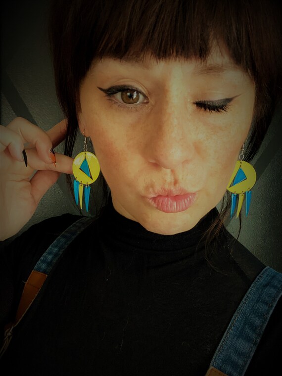 NEON Yellow and Blue 1980's circle/triangle/geometric… - Gem
