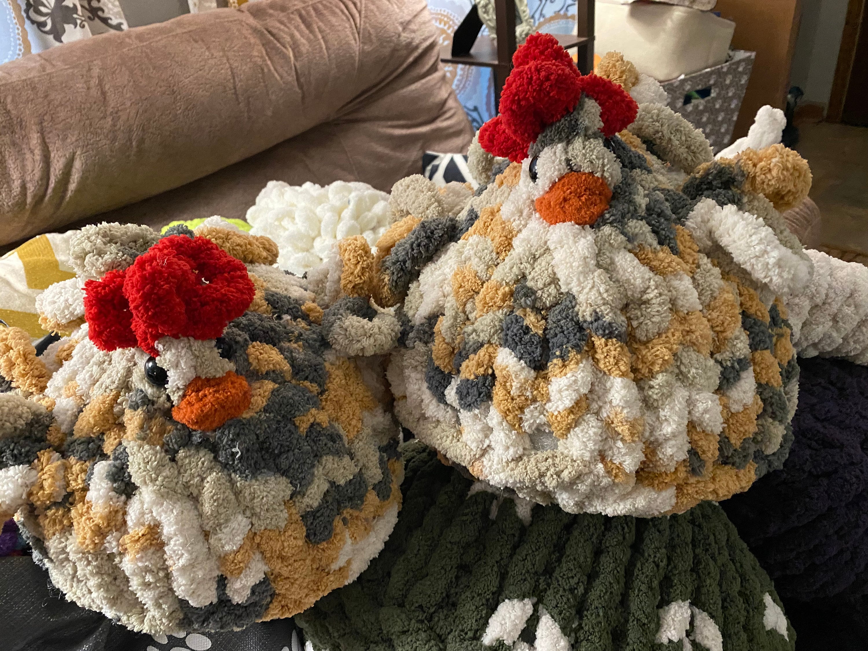 BEGINNER FRIENDLY Chunky Chicken Finger Knitting Plushie Video Tutorial ...