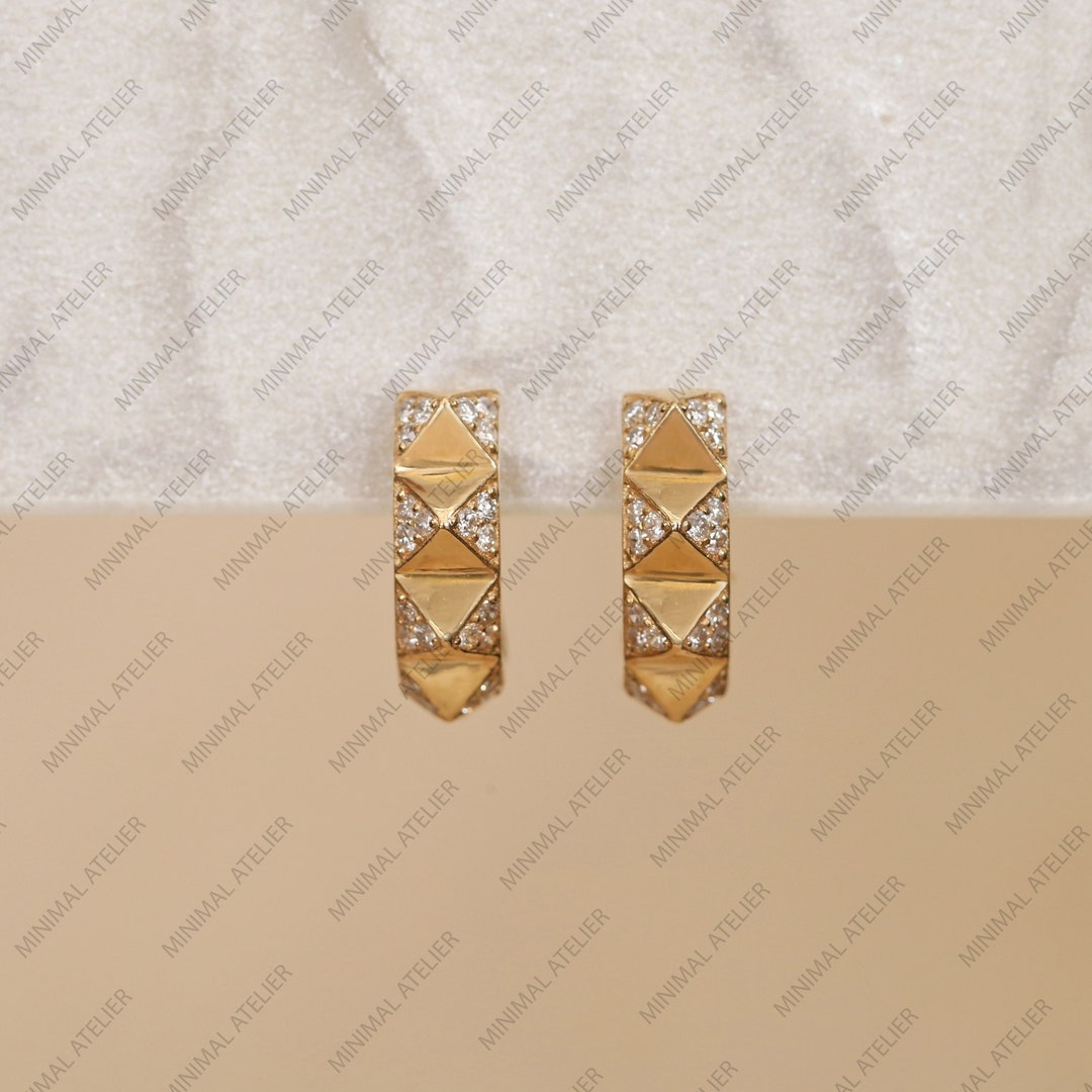 Pyramid Shape Diamond Huggies Hoop Earring, Lab Grown Diamond Hoops ...