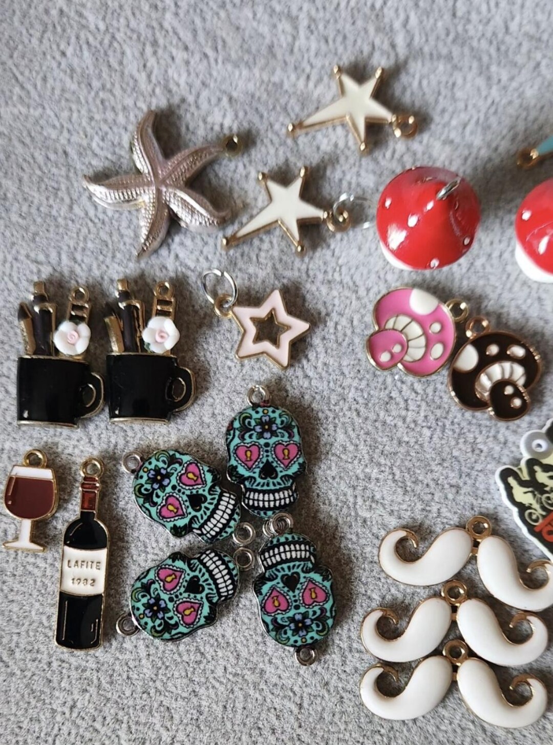 50 Pc Craft Charm Pendants for DO It Yourself Crafts and Hobbies. Great ...