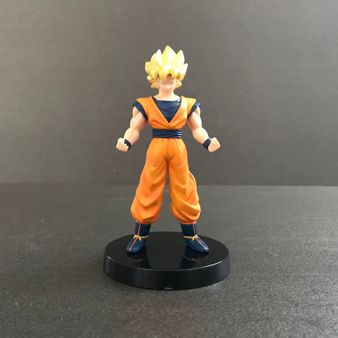 Son Goku Super Saiyan Figure Dragon Ball Z Real Works Bandai JAPAN ...