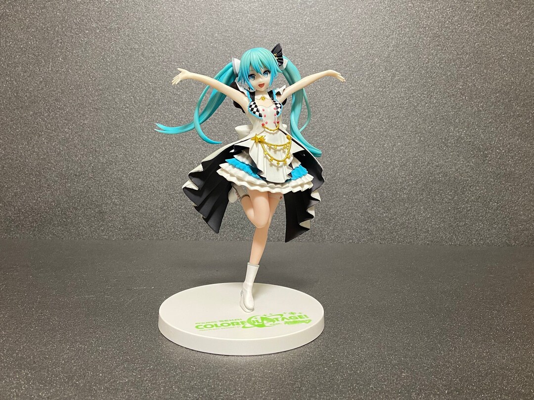 Hatsune Miku Vocaloid Colorful Stage Feat. Super Premium Figure SEGA ...