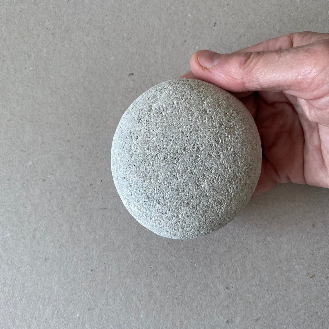 75-85cm Sea White Stone Oval Shape Smooth Stone for - Etsy