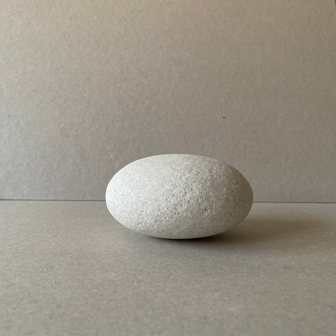 8,5 X 9,5 Cm White Sea Stone Oval Shaped - Natural Sea Stone for ...