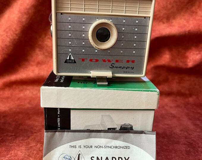 Vintage Camera. 1950’s Tower Snappy Camera. Antique Cameras. Camera ...